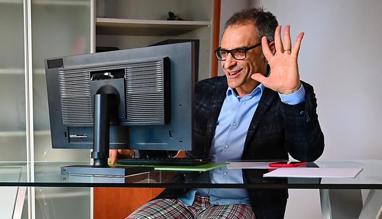 4 Helpful Tips for Video Job Interviews