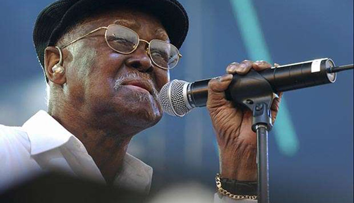 Boleros de todos los tiempos y sus intérpretes famosos