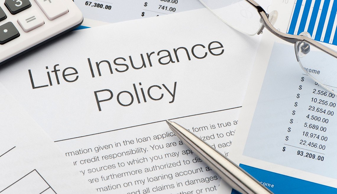 Cómo escoger la póliza de seguros apropiada - AARP