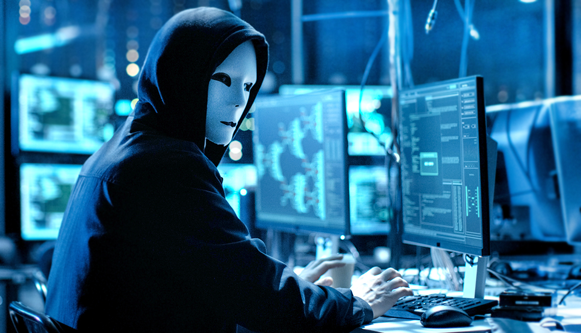 Scammers Pose as Regulators Targeting Investments