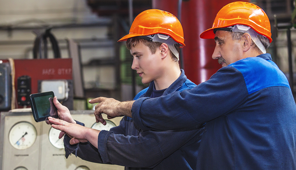 6 Steps to Build an Age-Inclusive Training Culture