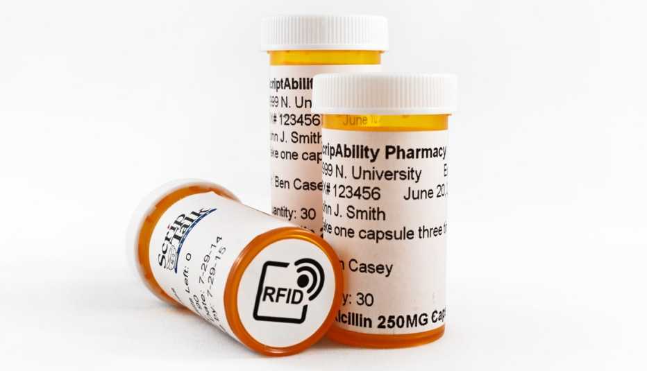 Talking Labels Aid the Blind ﻿With Prescriptions